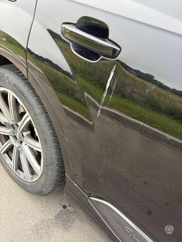 Audi Q7 2017 Kauņa vietnē Melns Audi Q7 2017 Kauņa, ar dzinēja tilpumu 2.97 L un nobraukumu 319 tūkst. km par 14200 €, foto 8 vietnē AUTOMOTO.COM.LV