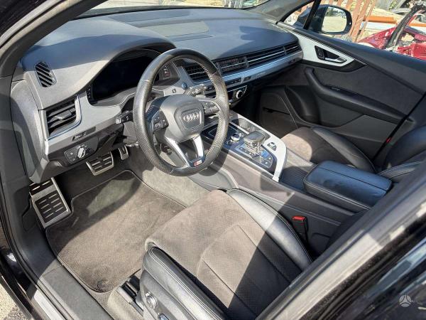 Audi Q7 2017 Kauņa vietnē Melns Audi Q7 2017 Kauņa, ar dzinēja tilpumu 2.97 L un nobraukumu 319 tūkst. km par 14200 €, foto 11 vietnē AUTOMOTO.COM.LV