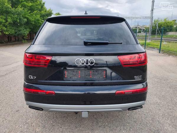 Black Audi Q7 2017 in Siauliai, with an engine capacity of 3.00 L and mileage of 161 thousand km for 19500 €, photo 6 on AUTOMOTO.COM.LV
