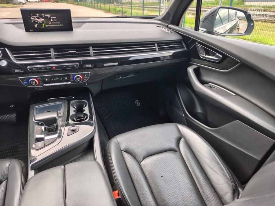 Black Audi Q7 2017 in Siauliai, with an engine capacity of 3.00 L and mileage of 161 thousand km for 19500 €, photo 12 on AUTOMOTO.COM.LV
