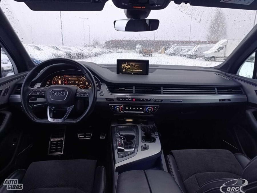 Black Audi Q7 2018 in Avizieniai, with an engine capacity of 3.00 L and mileage of 193 thousand km for 24900 €, photo 9 on AUTOMOTO.COM.LV
