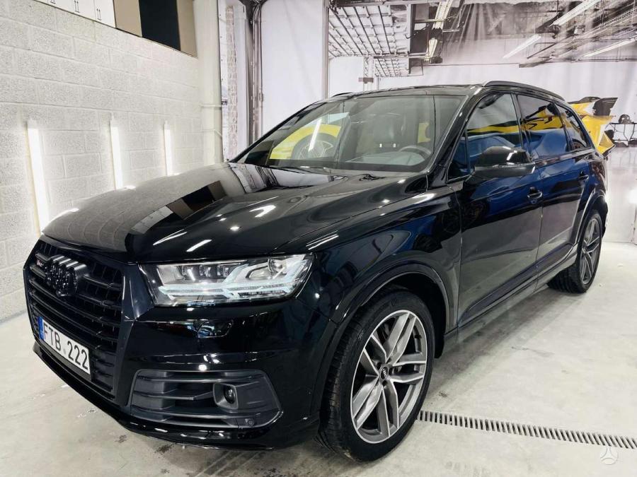 Black Audi Q7 2018 in Kaunas, with an engine capacity of 3.00 L and mileage of 100 thousand km for 34500 €, photo 4 on AUTOMOTO.COM.LV