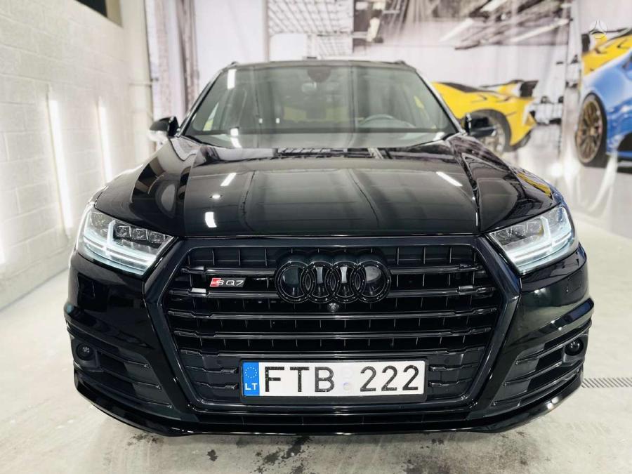Black Audi Q7 2018 in Kaunas, with an engine capacity of 3.00 L and mileage of 100 thousand km for 34500 €, photo 7 on AUTOMOTO.COM.LV