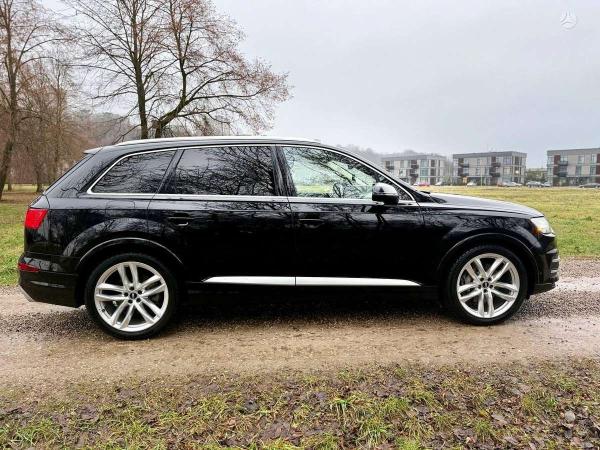 Black Audi Q7 2018 in Kaunas, with an engine capacity of 3.00 L and mileage of 110 thousand km for 29900 €, photo 6 on AUTOMOTO.COM.LV