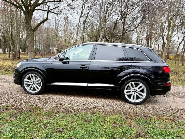 Black Audi Q7 2018 in Kaunas, with an engine capacity of 3.00 L and mileage of 110 thousand km for 29900 €, photo 7 on AUTOMOTO.COM.LV
