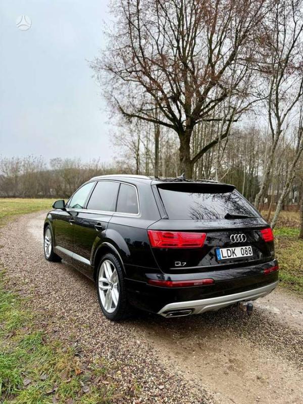 Black Audi Q7 2018 in Kaunas, with an engine capacity of 3.00 L and mileage of 110 thousand km for 29900 €, photo 8 on AUTOMOTO.COM.LV