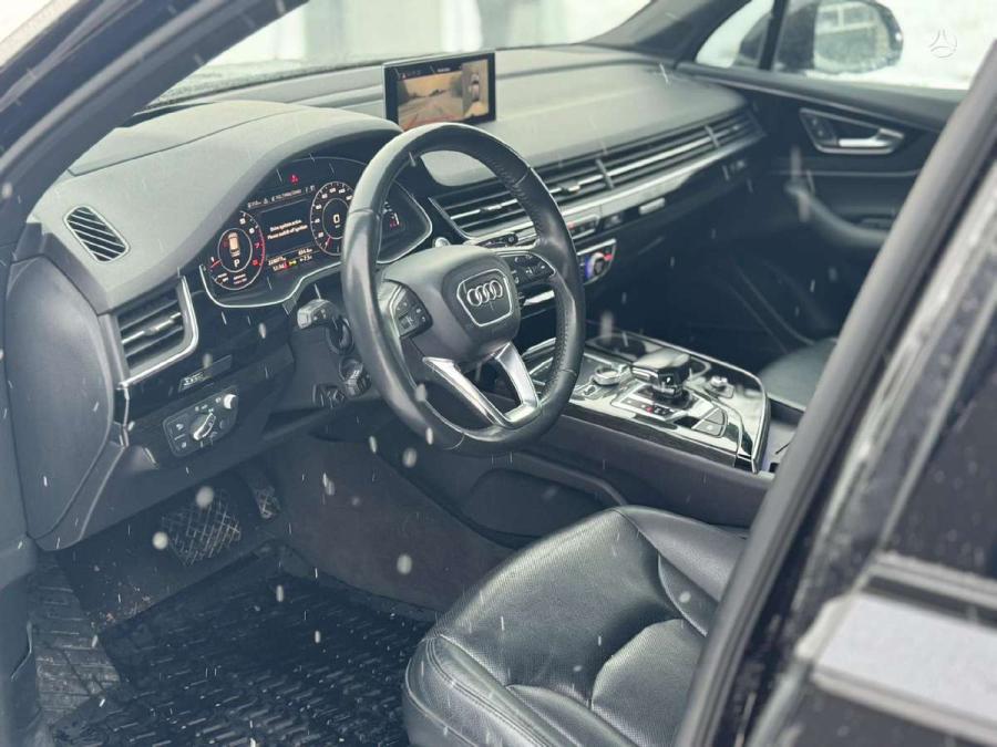 Melns Audi Q7 2018 Tauragė, ar dzinēja tilpumu 3.00 L un nobraukumu 228 tūkst. km par 22900 €, foto 10 vietnē AUTOMOTO.COM.LV