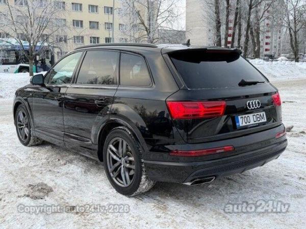 Melns Audi Q7 2018 Tallina, ar dzinēja tilpumu 3.00 L un nobraukumu 182 tūkst. km par 32000 €, foto 2 vietnē AUTOMOTO.COM.LV