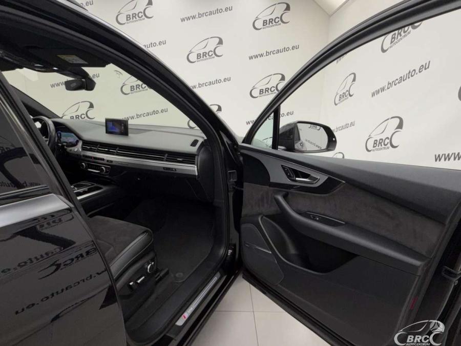 Black Audi Q7 2018 in Vilnius, with an engine capacity of 2.97 L and mileage of 193 thousand km for 22500 €, photo 10 on AUTOMOTO.COM.LV