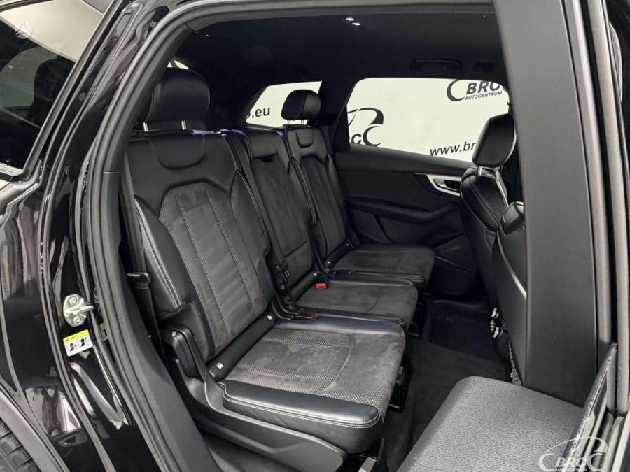 Black Audi Q7 2018 in Vilnius, with an engine capacity of 2.97 L and mileage of 193 thousand km for 22500 €, photo 13 on AUTOMOTO.COM.LV