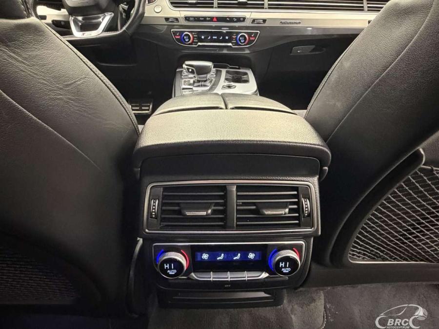 Black Audi Q7 2018 in Vilnius, with an engine capacity of 2.97 L and mileage of 193 thousand km for 22500 €, photo 17 on AUTOMOTO.COM.LV