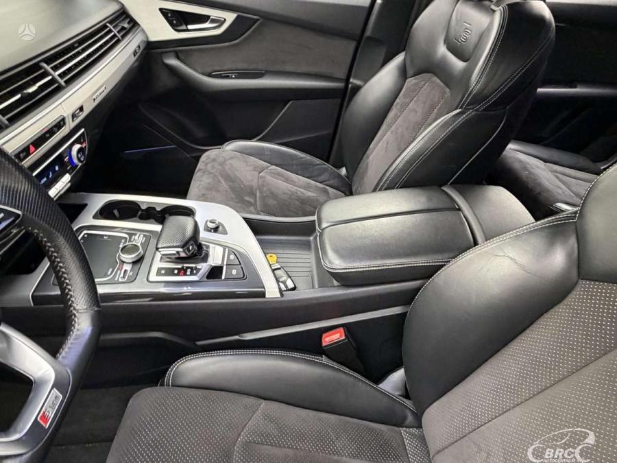 Black Audi Q7 2018 in Vilnius, with an engine capacity of 2.97 L and mileage of 193 thousand km for 22500 €, photo 28 on AUTOMOTO.COM.LV