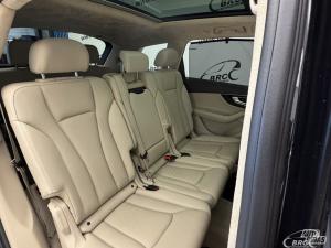 Melns Audi Q7 2018 Avižieniai, ar dzinēja tilpumu 3.00 L un nobraukumu 140 tūkst. km par 24900 €, foto 13 vietnē AUTOMOTO.COM.LV