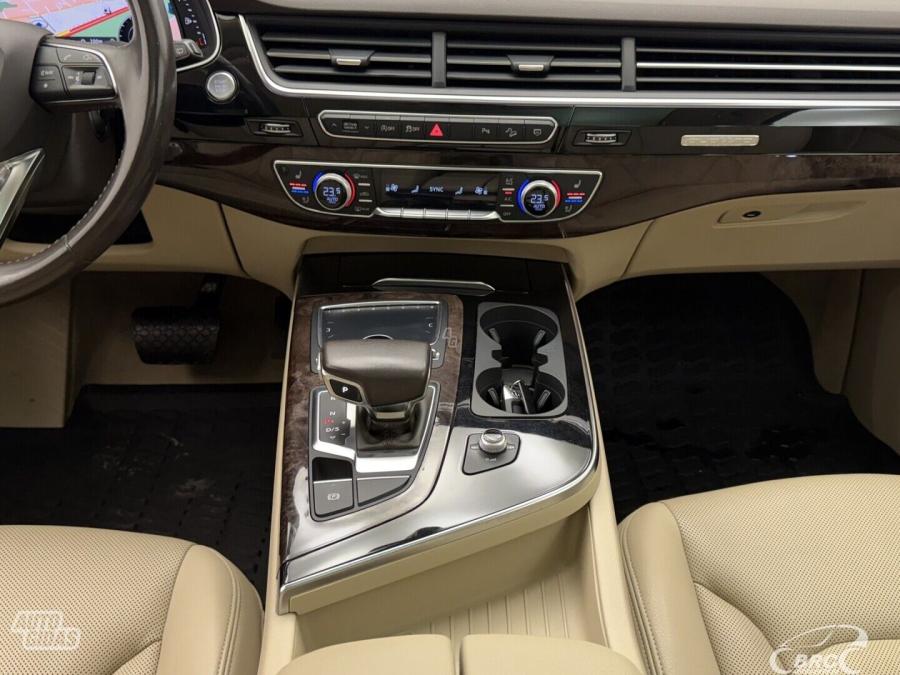 Melns Audi Q7 2018 Avižieniai, ar dzinēja tilpumu 3.00 L un nobraukumu 140 tūkst. km par 24900 €, foto 21 vietnē AUTOMOTO.COM.LV