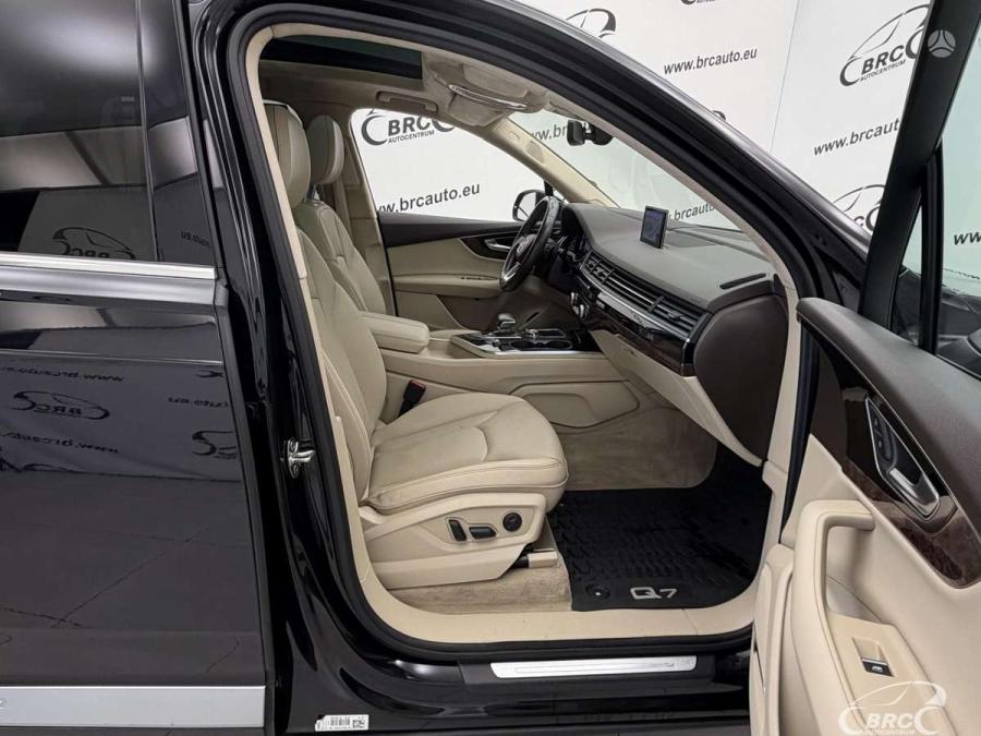 Melns Audi Q7 2018 Viļņa, ar dzinēja tilpumu 3.00 L un nobraukumu 140 tūkst. km par 23500 €, foto 6 vietnē AUTOMOTO.COM.LV