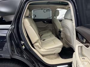 Melns Audi Q7 2018 Viļņa, ar dzinēja tilpumu 3.00 L un nobraukumu 140 tūkst. km par 23500 €, foto 12 vietnē AUTOMOTO.COM.LV
