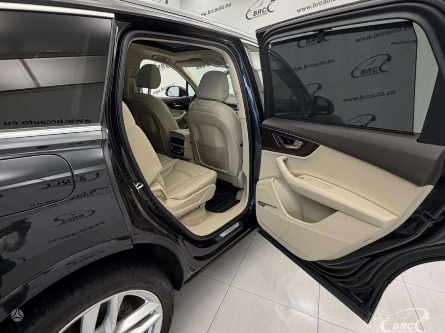 Melns Audi Q7 2018 Viļņa, ar dzinēja tilpumu 3.00 L un nobraukumu 140 tūkst. km par 23500 €, foto 15 vietnē AUTOMOTO.COM.LV