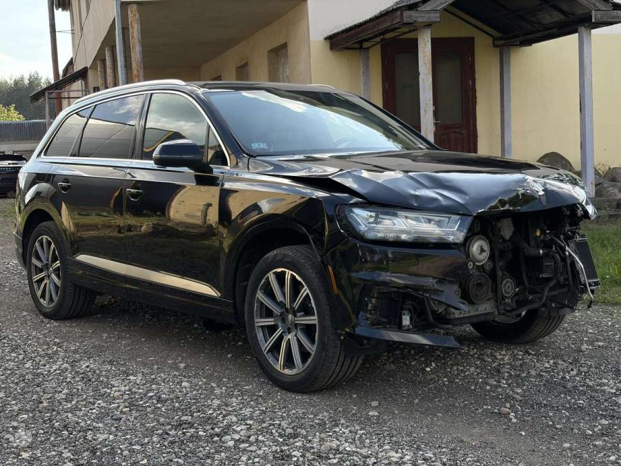 Melns Audi Q7 2018 Ukmergė, ar dzinēja tilpumu 3.00 L un nobraukumu 133 tūkst. km par 8300 €, foto 1 vietnē AUTOMOTO.COM.LV