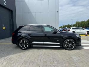Melns Audi Q7 2018 Klaipėda, ar dzinēja tilpumu 3.00 L un nobraukumu 125 tūkst. km par 26800 €, foto 3 vietnē AUTOMOTO.COM.LV