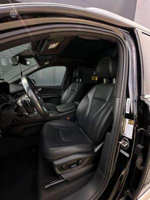 Melns Audi Q7 2018 Klaipėda, ar dzinēja tilpumu 3.00 L un nobraukumu 125 tūkst. km par 26800 €, foto 8 vietnē AUTOMOTO.COM.LV