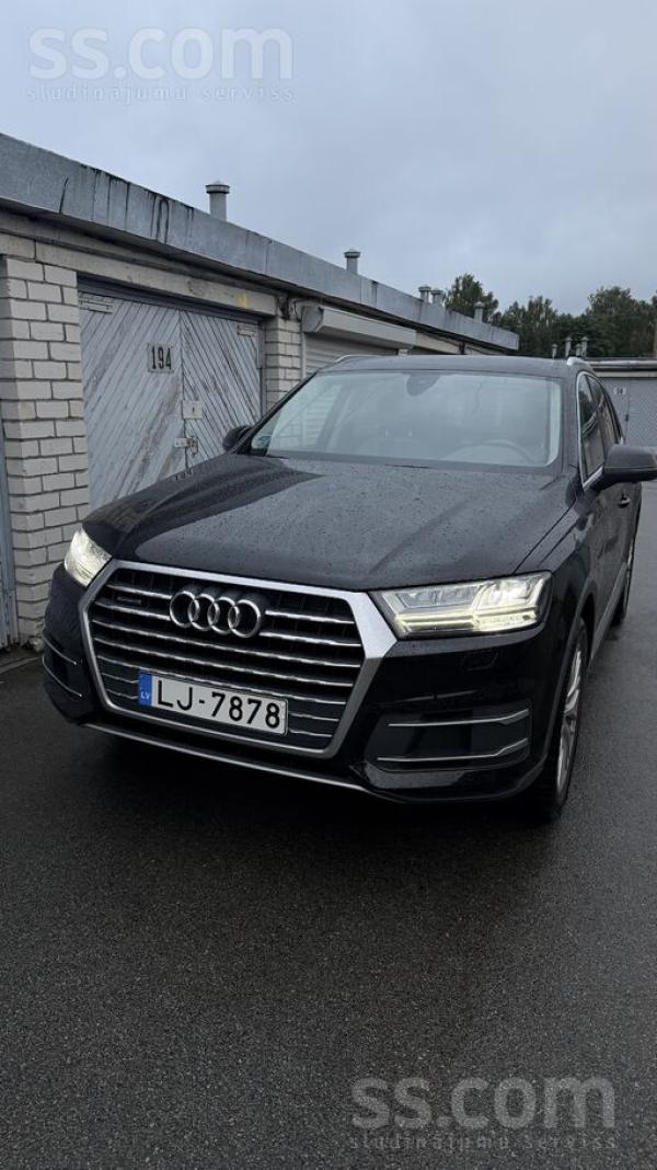 Black Audi Q7 2018 in Riga, with an engine capacity of 3.00 L and mileage of 124 thousand km for 23000 €, photo 1 on AUTOMOTO.COM.LV
