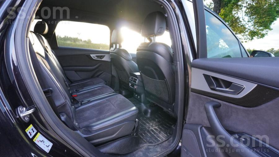 Melns Audi Q7 2018 Cēsis, ar dzinēja tilpumu 4.00 L un nobraukumu 320 tūkst. km par 34690 €, foto 10 vietnē AUTOMOTO.COM.LV