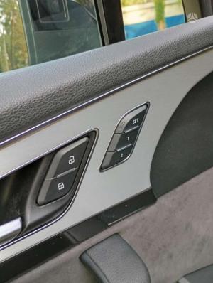 Melns Audi Q7 2018 Kauņa, ar dzinēja tilpumu 3.00 L un nobraukumu 265 tūkst. km par 25900 €, foto 33 vietnē AUTOMOTO.COM.LV