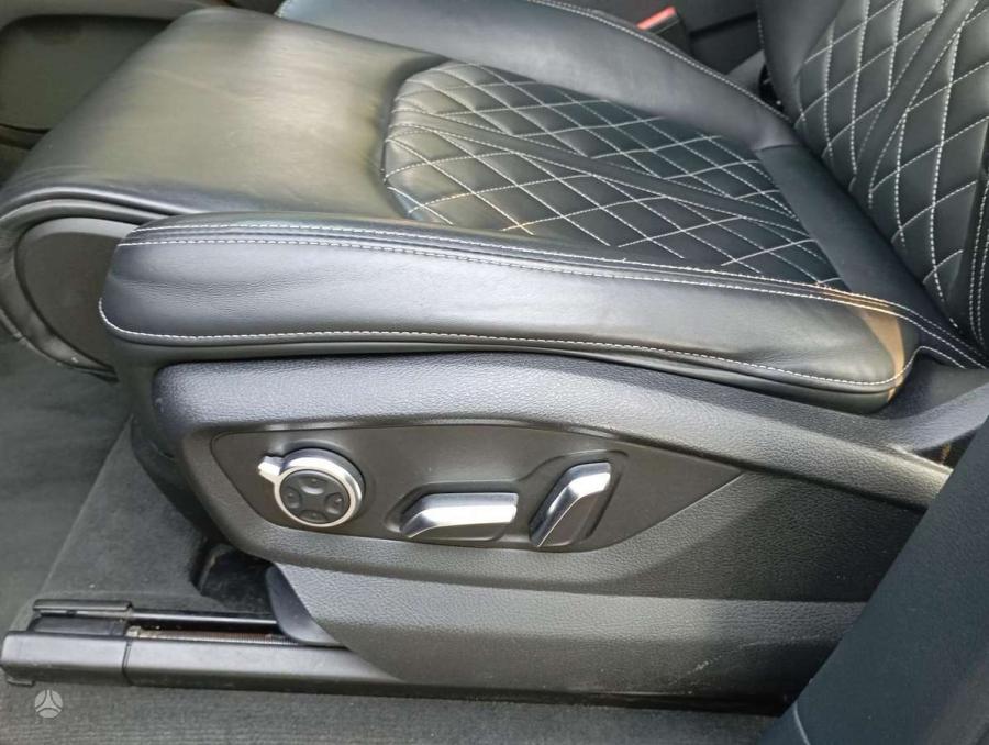 Melns Audi Q7 2018 Kauņa, ar dzinēja tilpumu 3.00 L un nobraukumu 265 tūkst. km par 25900 €, foto 34 vietnē AUTOMOTO.COM.LV