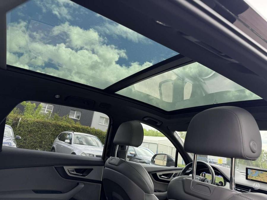 Melns Audi Q7 2018 Panevēža, ar dzinēja tilpumu 2.97 L un nobraukumu 188 tūkst. km par 27400 €, foto 19 vietnē AUTOMOTO.COM.LV