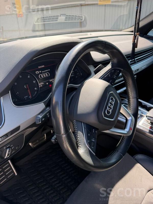 Black Audi Q7 2018 in Riga, with an engine capacity of 3.00 L and mileage of 281 thousand km for 22400 €, photo 9 on AUTOMOTO.COM.LV