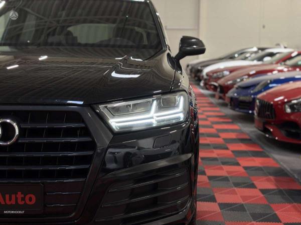 Audi Q7 2018 Viļņa vietnē Melns Audi Q7 2018 Viļņa, ar dzinēja tilpumu 1.98 L un nobraukumu 146 tūkst. km par 20790 €, foto 8 vietnē AUTOMOTO.COM.LV