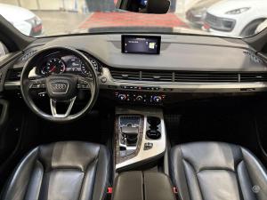 Black Audi Q7 2018 in Vilnius, with an engine capacity of 1.98 L and mileage of 146 thousand km for 20790 €, photo 19 on AUTOMOTO.COM.LV