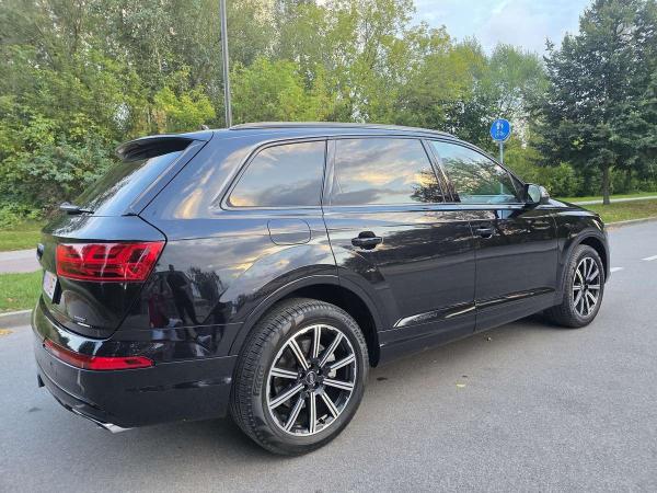 Audi Q7 2018 Kauņa vietnē Melns Audi Q7 2018 Kauņa, ar dzinēja tilpumu 3.00 L un nobraukumu 121 tūkst. km par 25800 €, foto 10 vietnē AUTOMOTO.COM.LV