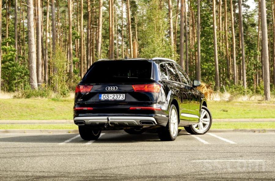 Melns Audi Q7 2018 Rīga, ar dzinēja tilpumu 3.00 L un nobraukumu 260 tūkst. km par 20490 €, foto 7 vietnē AUTOMOTO.COM.LV