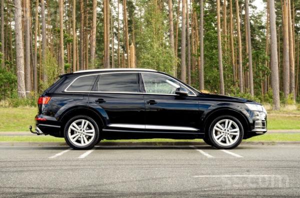 Melns Audi Q7 2018 Rīga, ar dzinēja tilpumu 3.00 L un nobraukumu 260 tūkst. km par 20490 €, foto 10 vietnē AUTOMOTO.COM.LV