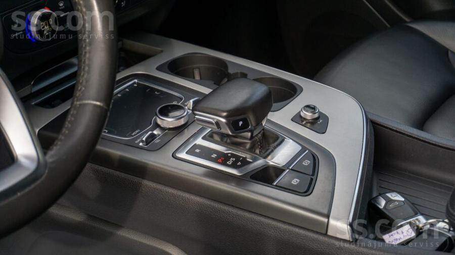 Melns Audi Q7 2018 Rīga, ar dzinēja tilpumu 3.00 L un nobraukumu 260 tūkst. km par 20490 €, foto 15 vietnē AUTOMOTO.COM.LV