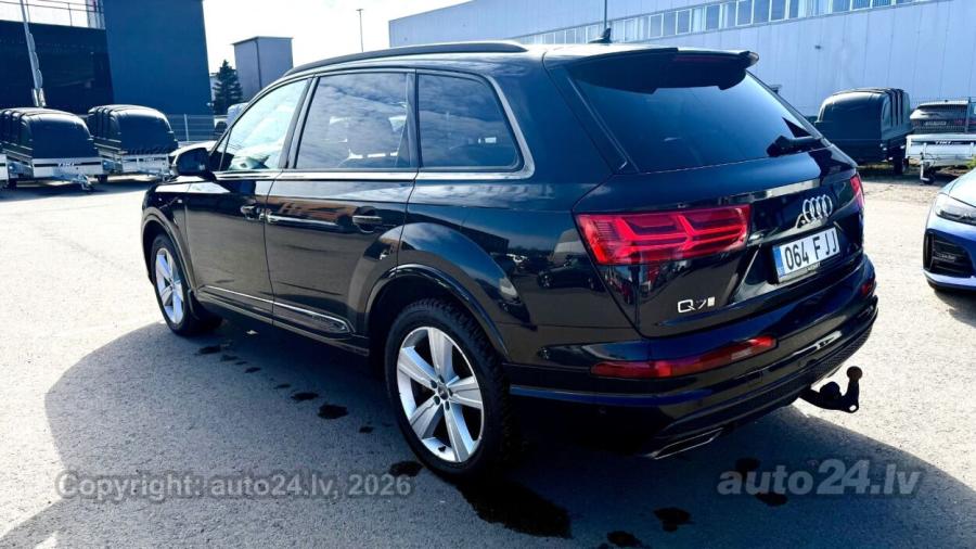 Black Audi Q7 2019 in Tallinn, with an engine capacity of 3.00 L and mileage of 143 thousand km for 34900 €, photo 10 on AUTOMOTO.COM.LV