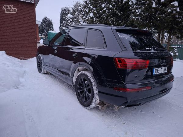 Black Audi Q7 2019 in Zarasai, with an engine capacity of 3.00 L and mileage of 200 thousand km for 30000 €, photo 3 on AUTOMOTO.COM.LV
