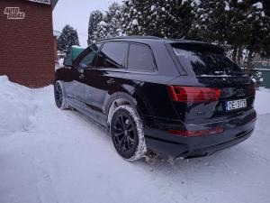 Black Audi Q7 2019 in Zarasai, with an engine capacity of 3.00 L and mileage of 200 thousand km for 30000 €, photo 4 on AUTOMOTO.COM.LV