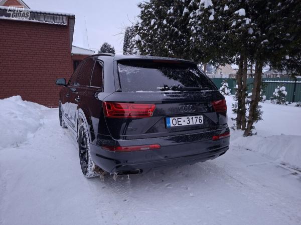 Black Audi Q7 2019 in Zarasai, with an engine capacity of 3.00 L and mileage of 200 thousand km for 30000 €, photo 5 on AUTOMOTO.COM.LV