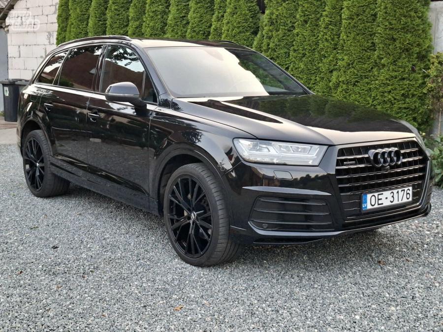 Black Audi Q7 2019 in Zarasai, with an engine capacity of 3.00 L and mileage of 200 thousand km for 30000 €, photo 12 on AUTOMOTO.COM.LV