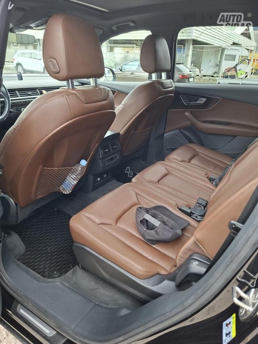 Black Audi Q7 2019 in Zarasai, with an engine capacity of 3.00 L and mileage of 200 thousand km for 30000 €, photo 35 on AUTOMOTO.COM.LV