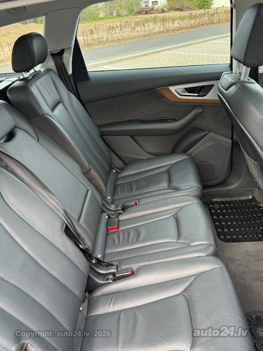 Melns Audi Q7 2019 Tallina, ar dzinēja tilpumu 3.00 L un nobraukumu 214 tūkst. km par 29700 €, foto 11 vietnē AUTOMOTO.COM.LV
