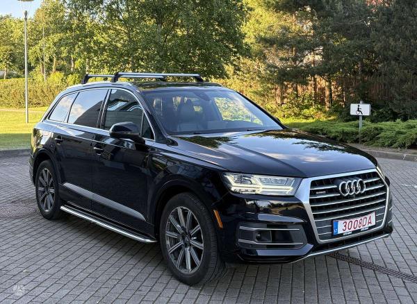 Black Audi Q7 2019 in Silale, with an engine capacity of 3.00 L and mileage of 155 thousand km for 21500 €, photo 7 on AUTOMOTO.COM.LV