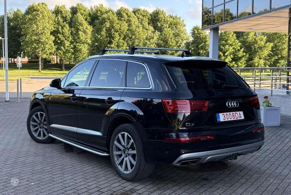 Black Audi Q7 2019 in Silale, with an engine capacity of 3.00 L and mileage of 155 thousand km for 21500 €, photo 10 on AUTOMOTO.COM.LV