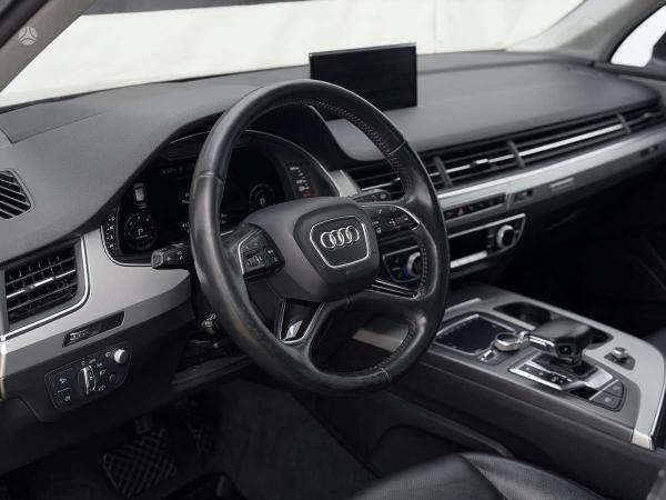 Melns Audi Q7 2019 Viļņa, ar dzinēja tilpumu 2.97 L un nobraukumu 413 tūkst. km par 21500 €, foto 9 vietnē AUTOMOTO.COM.LV