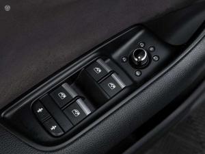 Black Audi Q7 2019 in Vilnius, with an engine capacity of 2.97 L and mileage of 413 thousand km for 21500 €, photo 22 on AUTOMOTO.COM.LV