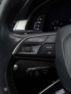 Black Audi Q7 2019 in Vilnius, with an engine capacity of 2.97 L and mileage of 413 thousand km for 21300 €, photo 32 on AUTOMOTO.COM.LV
