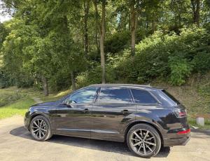 Melns Audi Q7 2019 Klaipėda, ar dzinēja tilpumu 3.00 L un nobraukumu 120 tūkst. km par 30999 €, foto 10 vietnē AUTOMOTO.COM.LV