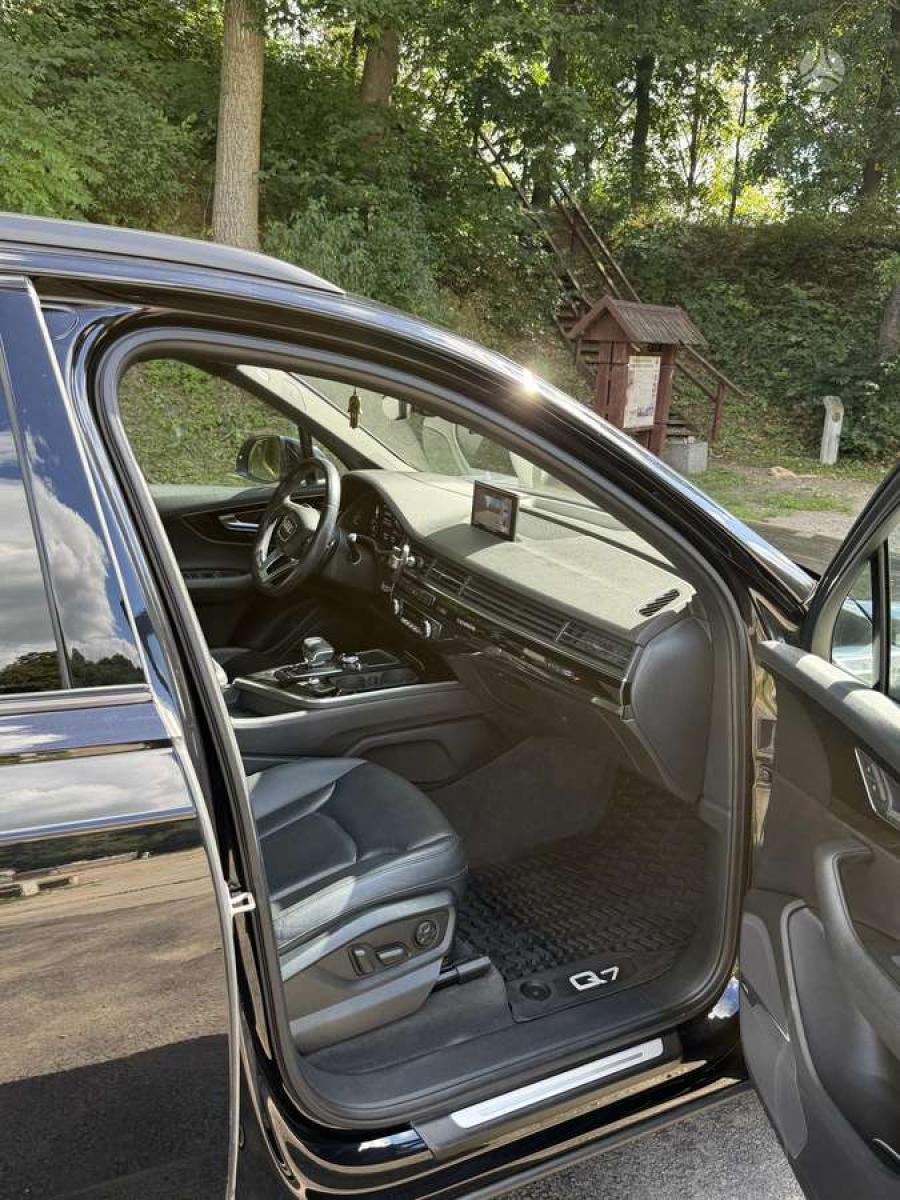 Melns Audi Q7 2019 Klaipėda, ar dzinēja tilpumu 3.00 L un nobraukumu 120 tūkst. km par 30999 €, foto 17 vietnē AUTOMOTO.COM.LV